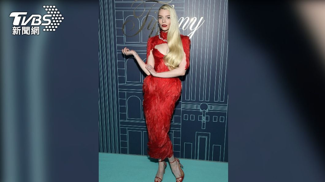 剛花150億翻修 《第凡內早餐》Tiffany旗艦店大火2人送醫│TVBS新聞網