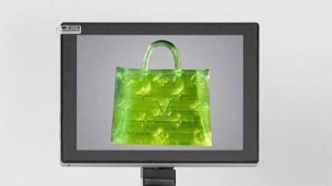 顯微鏡才看得到！仿LV「指尖小廢包」 拍賣價直逼200萬│TVBS新聞網