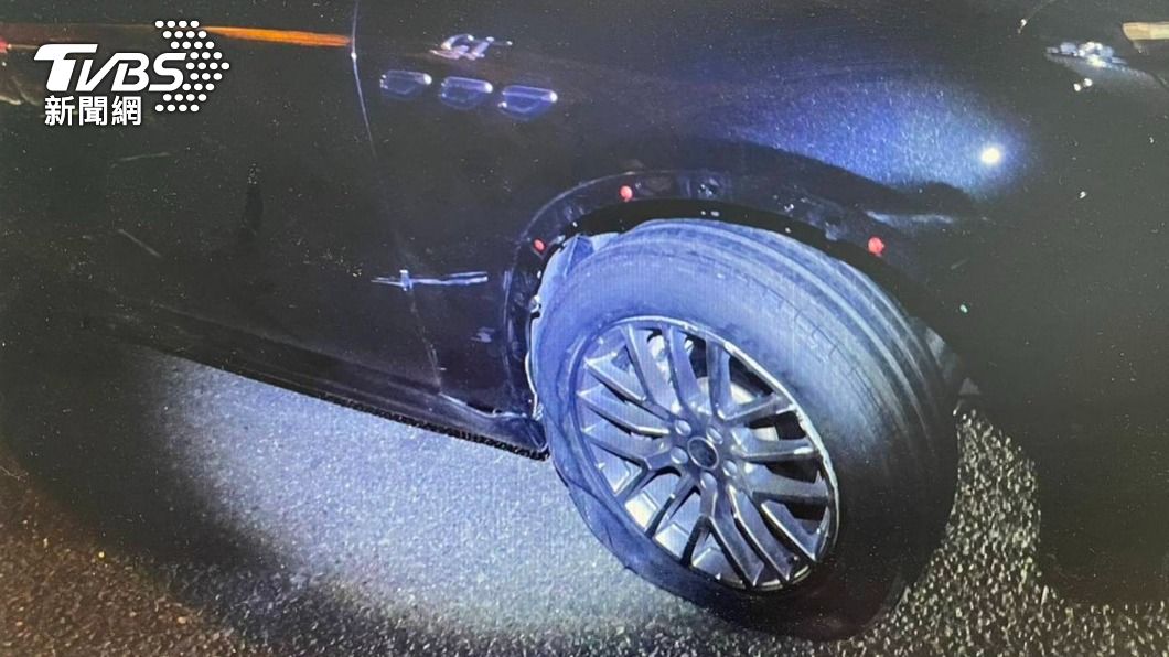 深夜目屎哪滴！海神休旅追撞BMW 駕駛意識不清│TVBS新聞網