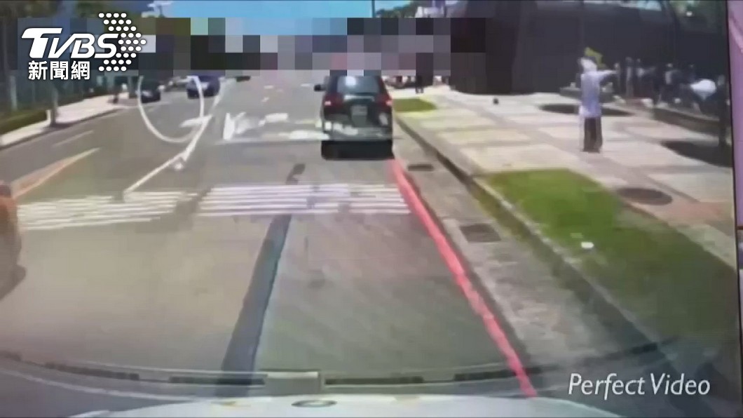 睽違3年高雄啤酒音樂節再登場 民眾為進場卡位爆口角│TVBS新聞網