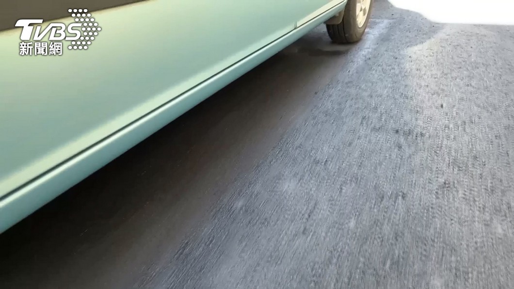 停車佔位還自己畫車格 民眾制止反嗆「我不怕」│TVBS新聞網