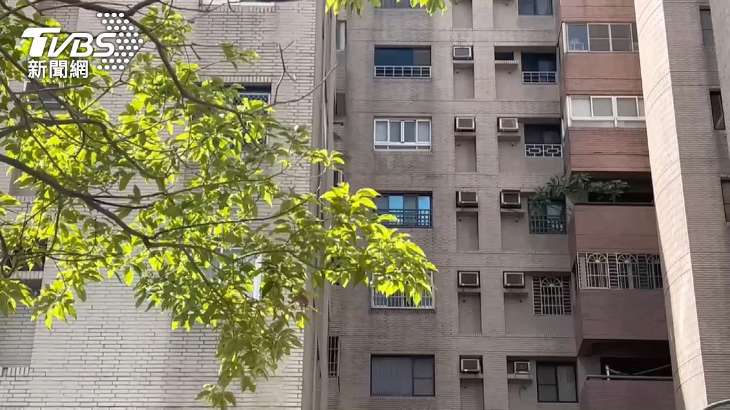 錢不夠啦！保全未代墊住戶包裹貨款 遭投訴態度不佳│TVBS新聞網