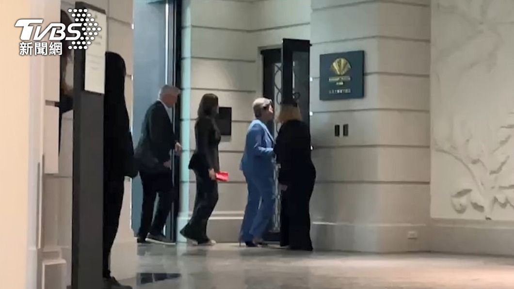 直擊／AMD蘇姿丰現身！文華東方會大咖 揮手1秒快閃│TVBS新聞網