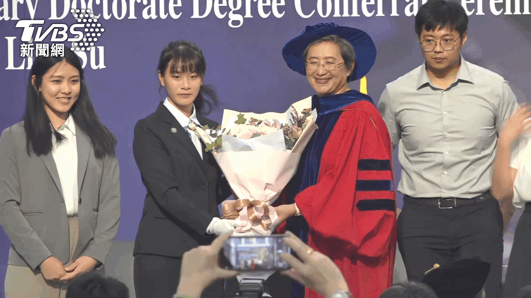 蘇姿丰「秀中文」！ 親切要學生「call me Lisa」│TVBS新聞網