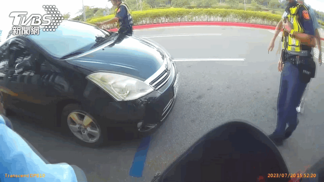 守苗栗高鐵站抓白牌車載客 司機收200挨罰10萬元│TVBS新聞網