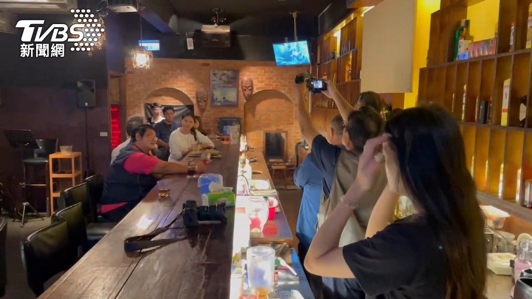 亮槍威脅才交保 惡煞秒PO恐嚇片又被逮││TVBS新聞網