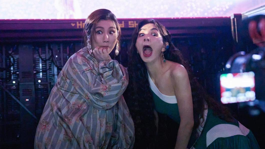 S.H.E合體！Selina挺巨肚預產期曝光 Ella「暖心1舉止」被讚爆│TVBS新聞網