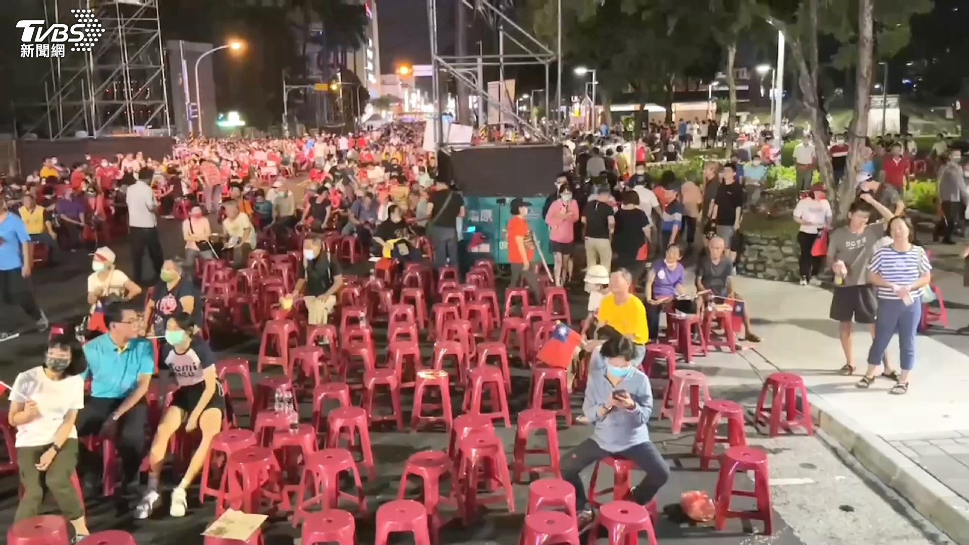 空拍照露餡急刪？ 郭屏東造勢喊2萬人「空椅多」│TVBS新聞網