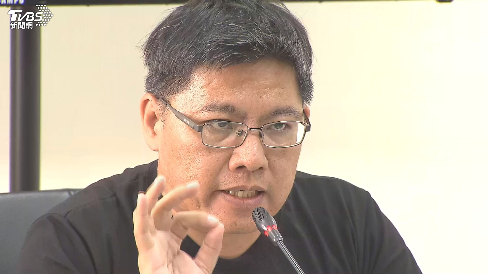 見林水樹挨轟「以黑養白」 柯反嗆「亂貼標籤」│TVBS新聞網