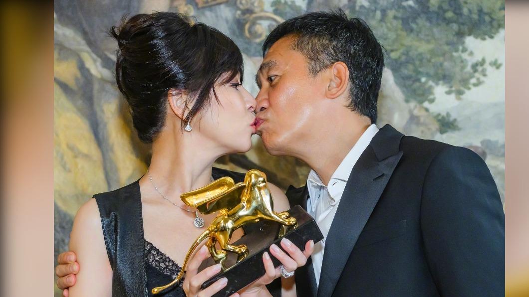 與梁朝偉相愛35年！劉嘉玲曝婚姻長久秘訣 事業愛情兩得意 - 鏡週刊 Mirror Media