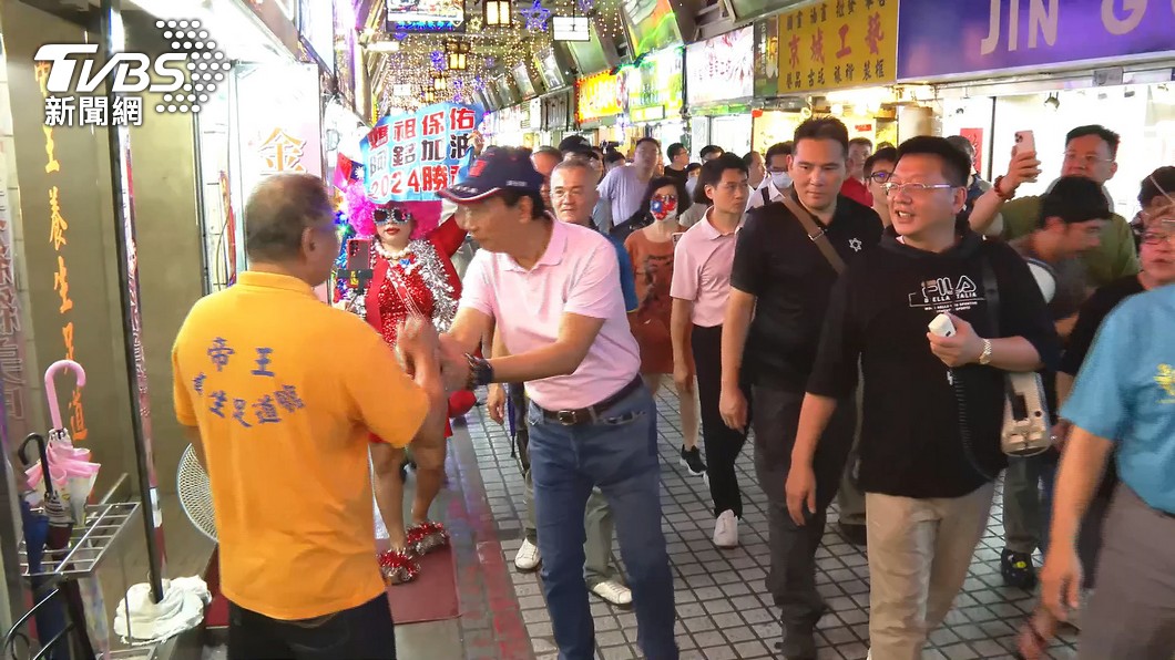 習慣被卡！「科技連署」遭駁 郭董：就像我買BNT│TVBS新聞網