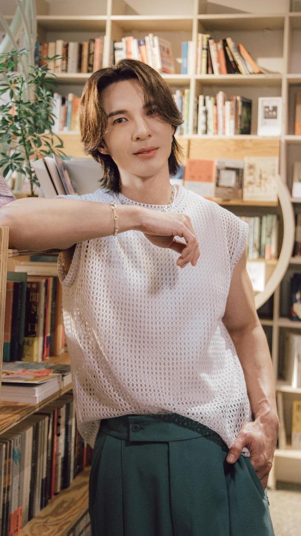 陳勢安純愛MV「男女主角揭曉」 師弟妹助陣互虧冤家路窄│煥鈞│容容│Ozone│TVBS新聞網