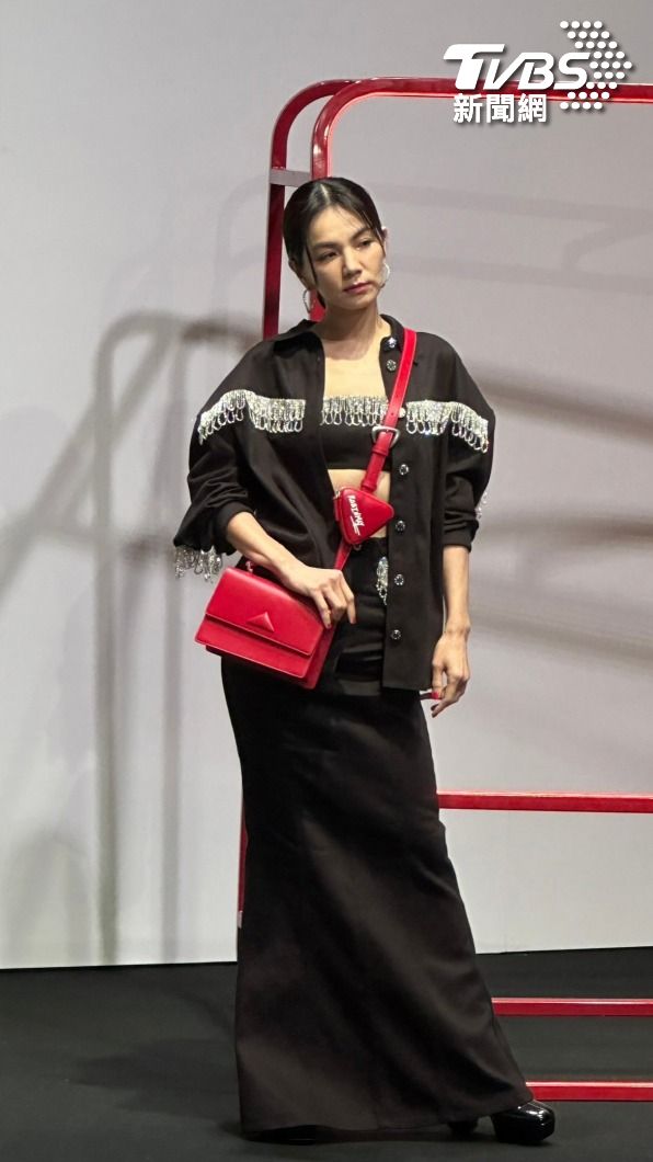 才陪Selina生產 Ella驚爆舊疾復發「停工」：左半邊麻痺│TVBS新聞網