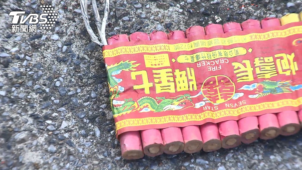 上班心情差冷氣工下班放炮 火光嚇路人│TVBS新聞網