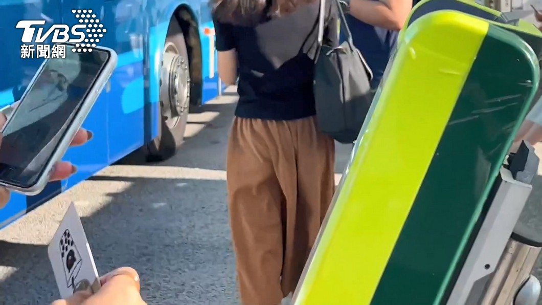 TPASS月票上路沒地方刷？ 設移動式驗票機 │TVBS新聞網