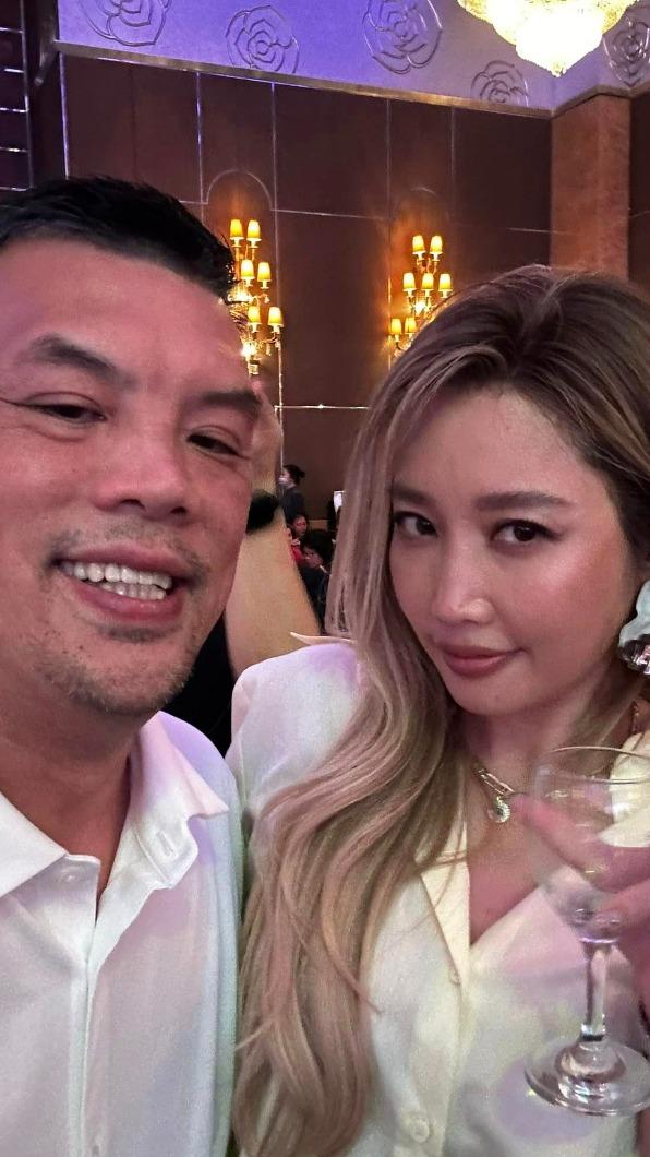 張震嶽結婚5年補辦婚禮！辣妻深V婚紗亮相 竟是A-Lin表妹│TVBS新聞網