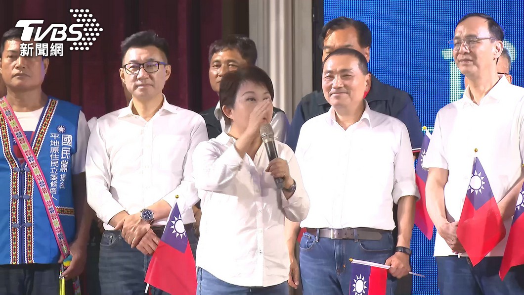 閉關！凝聚輔選力道 侯友宜分見藍縣市長│TVBS新聞網