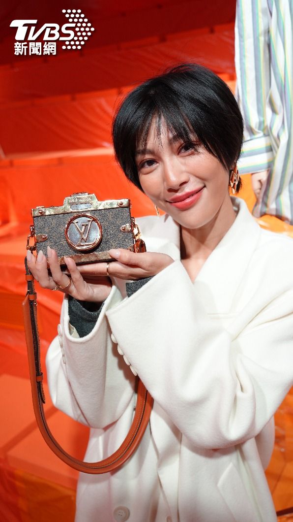【2024巴黎時裝週】腦洞大開！ 盤點那些IG貼文會被秒讚的LV春夏新包 │TVBS新聞網