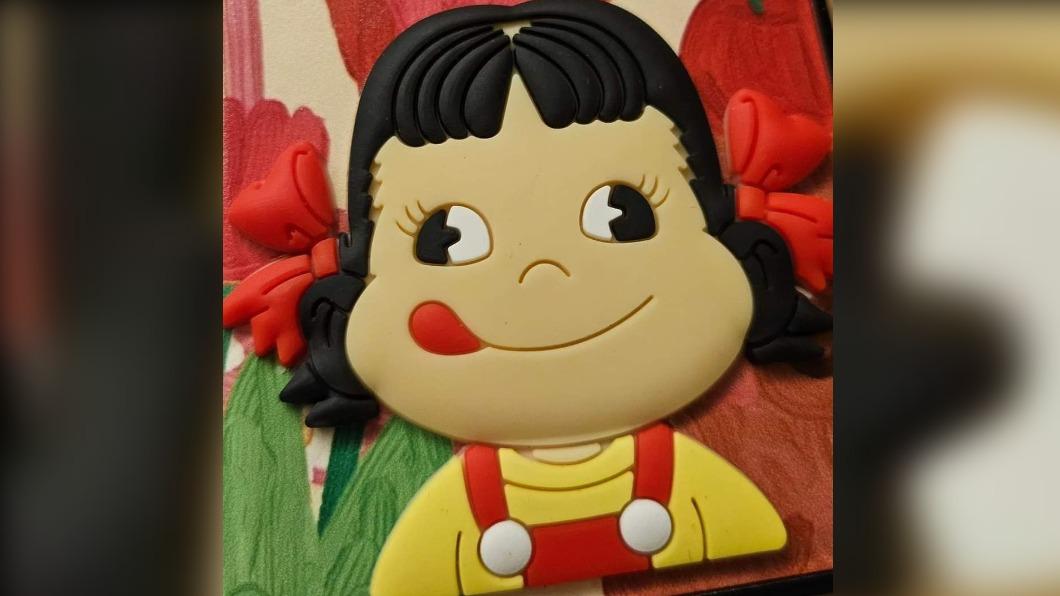 牛奶妹變脫窗妹！她蝦皮買手機殼「驚收隱藏版」 網笑翻：還禿頭│TVBS新聞網