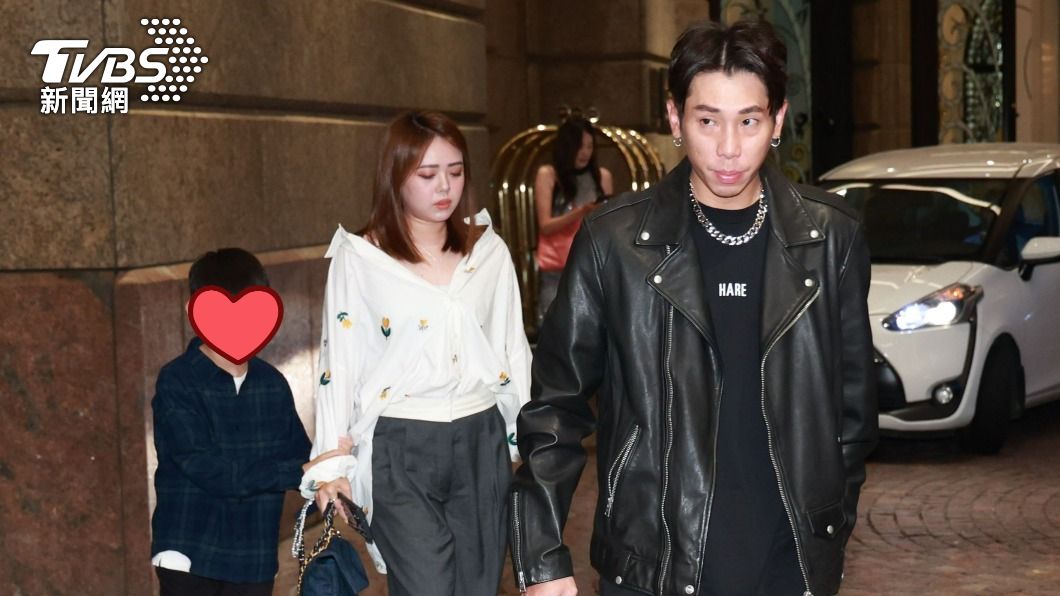 KID婚禮幫小鬼留位 生前摯愛峮峮喊「我愛老婆」鬼妹一家都到了│TVBS新聞網