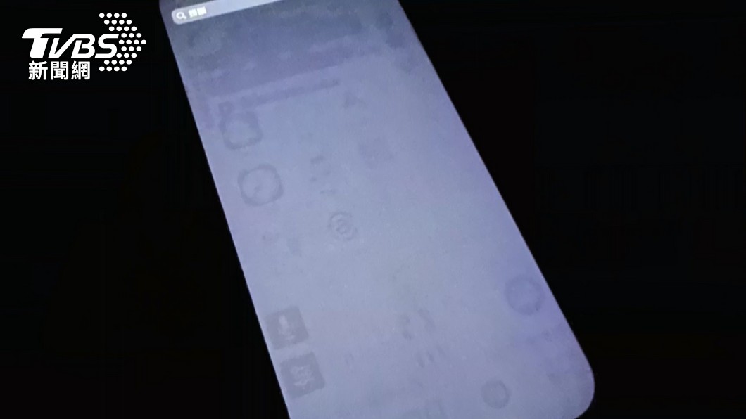 又爆災情！i15新機有「殘影」 沒喚醒卻浮APP│TVBS新聞網
