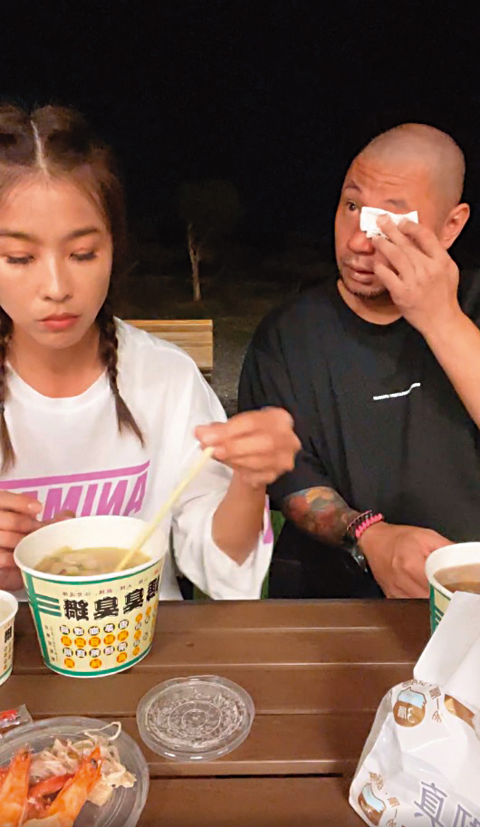 分手小嫻1年半！金剛驚爆激辣新歡「神似前女友」親密被抓包│TVBS新聞網