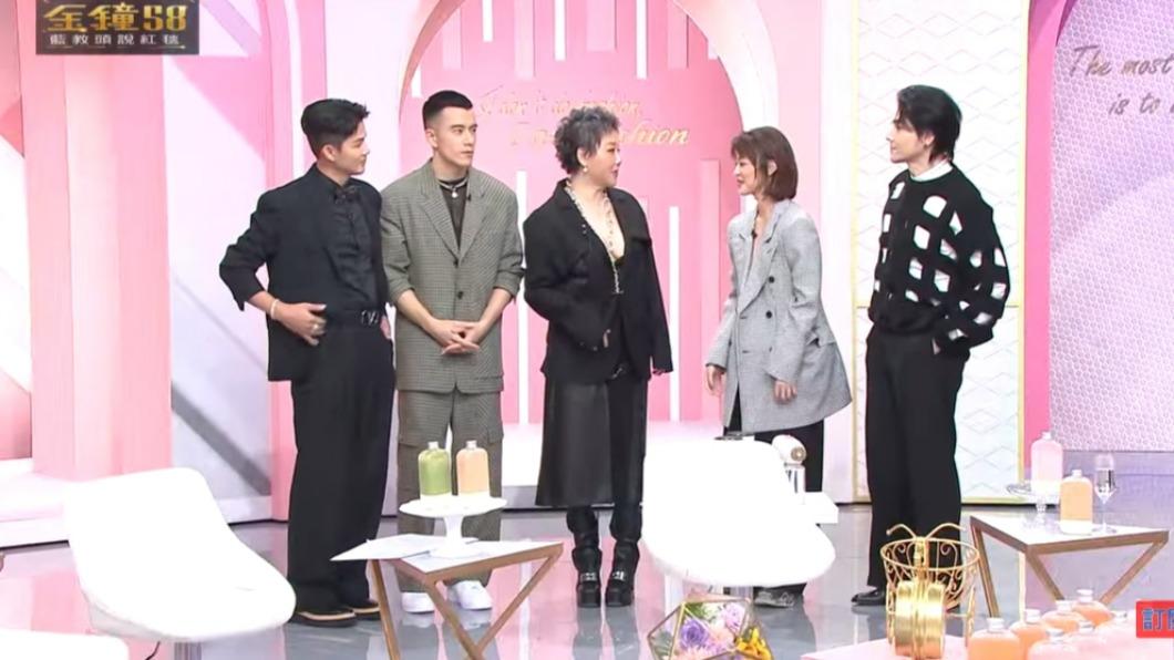 藍教頭說紅毯／藍心湄火辣UU乍現！ 開場下猛藥JR掀衣「直接露點」│金鐘獎│金鐘58│2023金鐘獎│TVBS新聞網