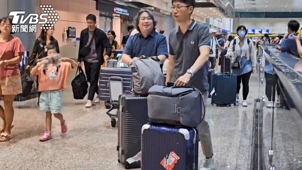 出價5倍沒車！赴日賞楓50團 遊覽車「放鴿子」│日本│台灣│旅行團│TVBS新聞網