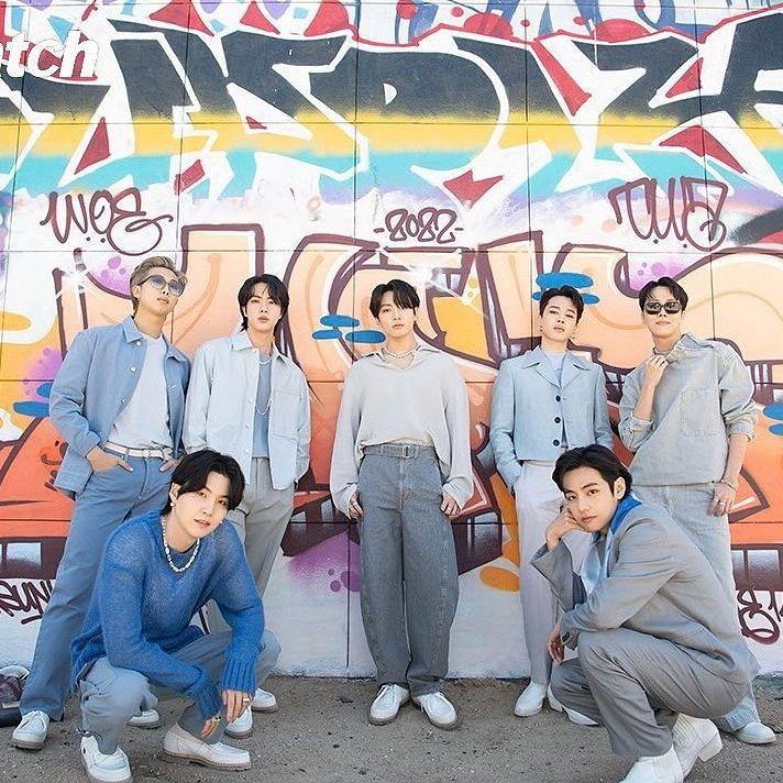 BTS遭尾隨！女粉入侵V家中「遞上結婚登記」 留真實個資秒被抓│TVBS新聞網