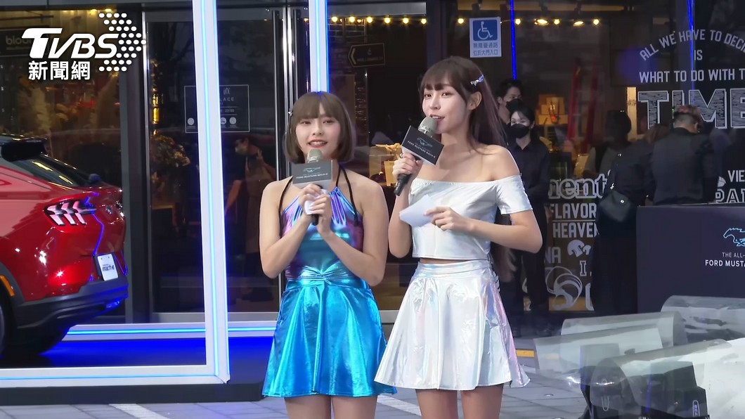 林襄好忙！主持處女秀「成果曝光」 推沉浸式寫真「360度看透透」│TVBS新聞網