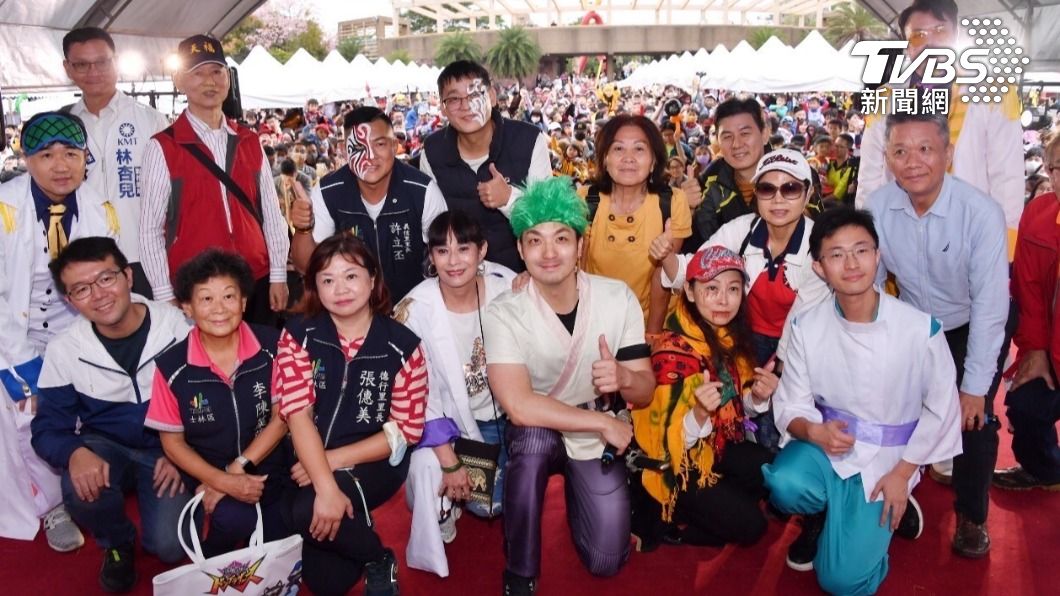 萬聖節Cosplay一頭綠髮 蔣萬安曝扮「索隆」原因│TVBS新聞網