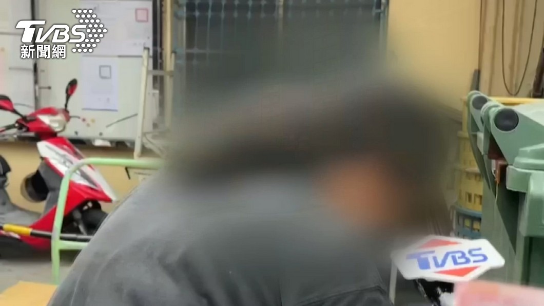 驚喜？驚嚇？ 機車置物箱驚見「2張名片夾100元」擔心詐騙│TVBS新聞網