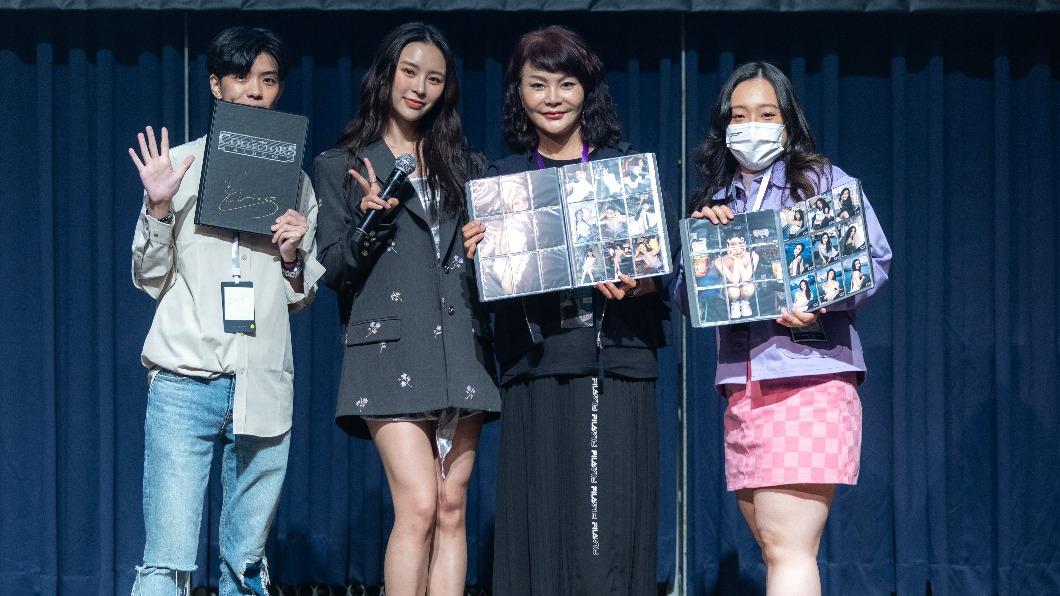 爆不合周子瑜！Elkie慶25歲生日 子瑜媽媽驚喜現身送祝福│TVBS新聞網