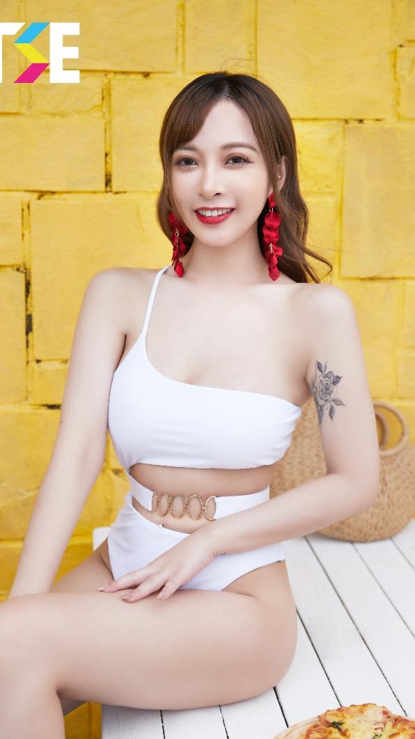 「性感小野馬」戶外車震畫面外流！她擁G罩杯難忘刺激NTR│TVBS新聞網