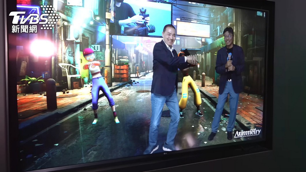 侯友宜參訪HTC 體驗VR射擊警用電擊槍│TVBS新聞網