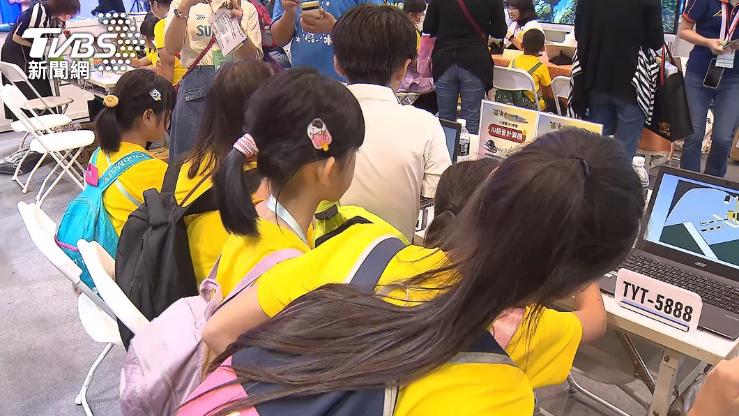 AI夯！ 電子公司二度蟬聯台灣50大教育品牌│TVBS新聞網