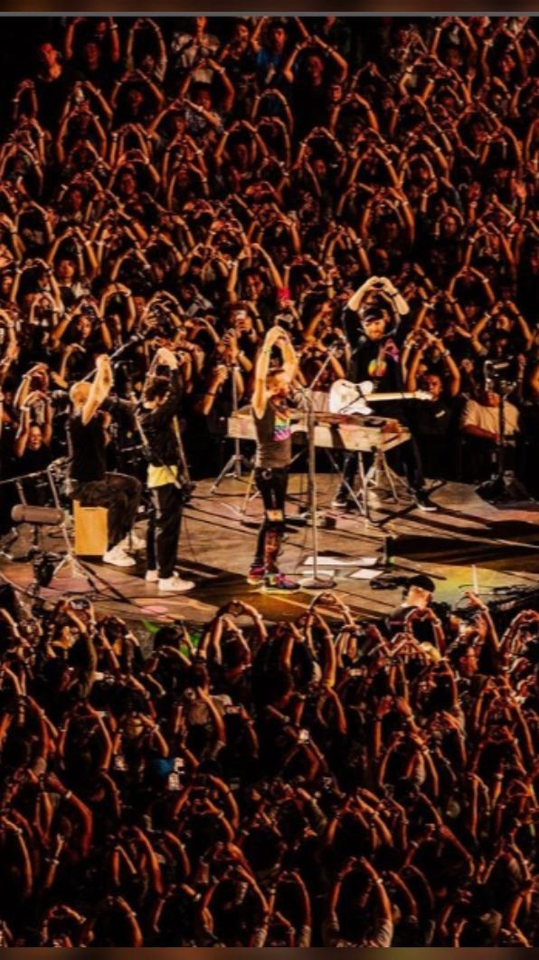 Coldplay飆髒話「Gun」是TRASH阿夜教的！私下互動曝│TVBS新聞網