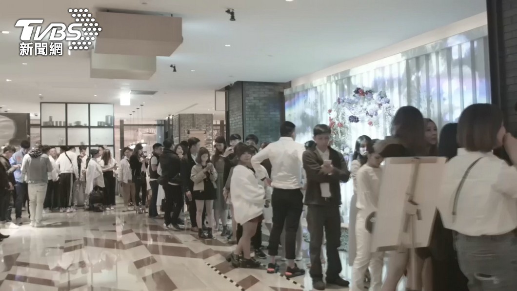 跨年煙火搶先看！義大999秒模擬煙火曝光 飯店住房9成滿│TVBS新聞網