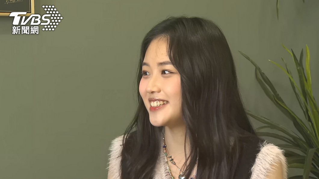 專訪！翻唱「Seven」被柾國翻牌就是她 才女Bettii杯緹推單曲│TVBS新聞網