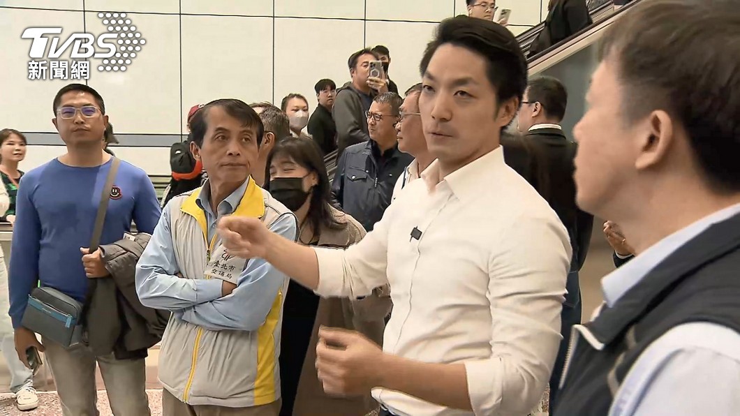 等了32年！大巨蛋公開測試賽 湧1.2萬名觀眾│TVBS新聞網