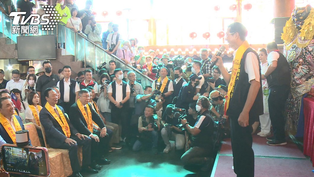 沒時間了！侯柯郭要碰面？ 郭董笑而不答│TVBS新聞網