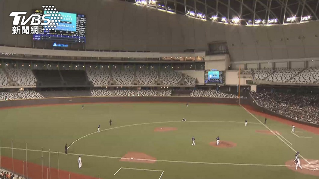 黃牛新招！ 亞錦賽票「6百+2千元自畫像」才賣│TVBS新聞網