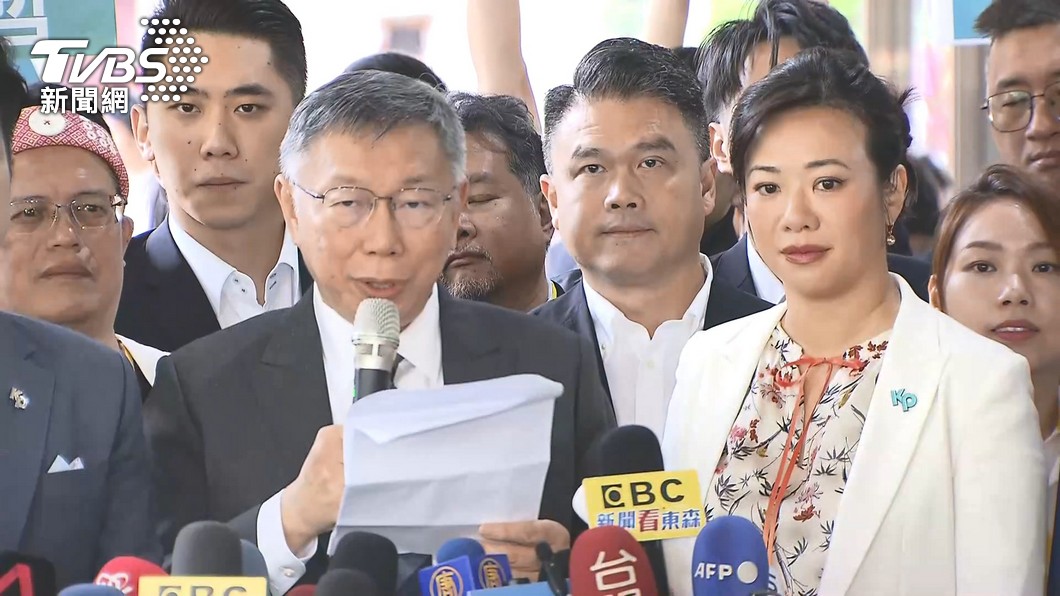 登記後TVBS民調 賴蕭34%、侯康31%、柯盈23%│TVBS新聞網