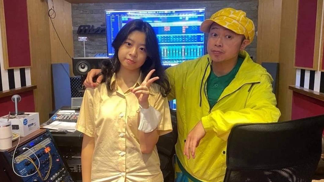 疑暗酸周杰倫！熱狗新歌遭網洗版 天王摯友不忍「1舉動回嗆」 - 鏡週刊 Mirror Media