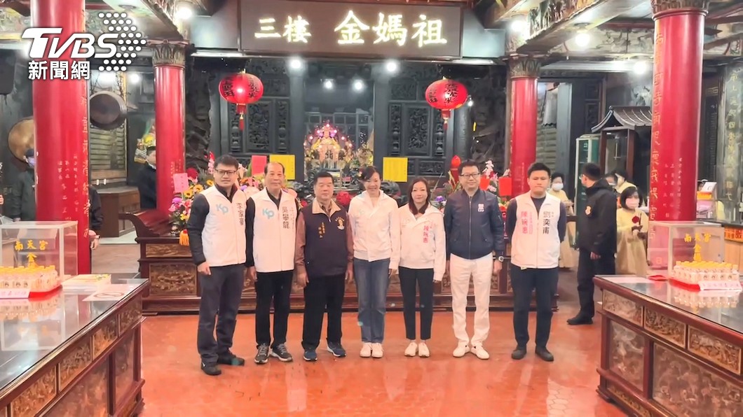 吳欣盈快閃南方澳南天宮參拜 閉門座談│TVBS新聞網