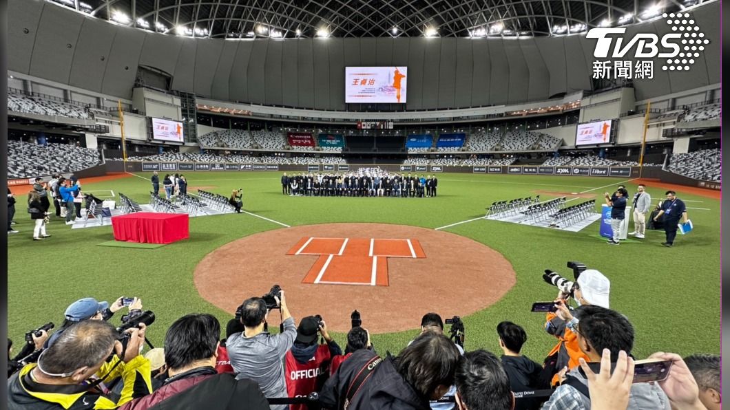 亞錦賽／王貞治為大巨蛋開球：盼台灣和日本攜手晉WBC決賽│TVBS新聞網