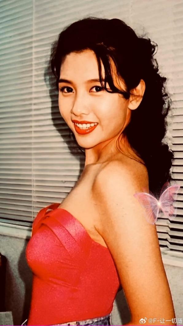 PLG女球迷側顏「神似邱淑貞」 網驚：以為海棠小姐來看球│TVBS新聞網