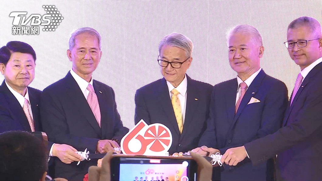 女兒吳欣盈參選未告知 吳東進：連我都管不了│TVBS新聞網