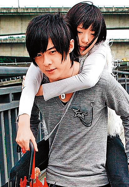 男星入豪門棄11年元配！白富美起底 竟台灣冷氣龍頭「董事千金」│TVBS新聞網