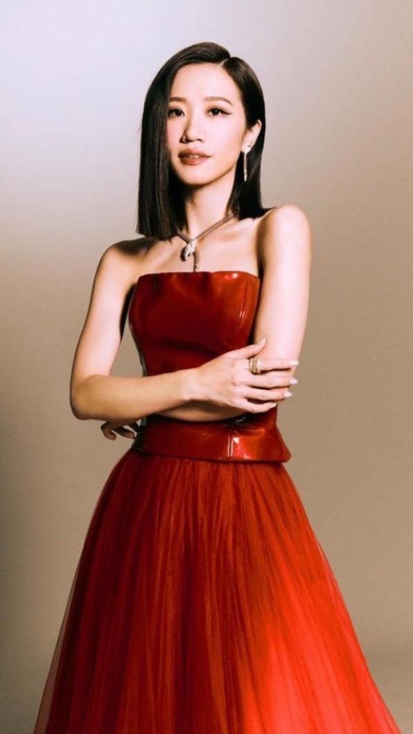 Lulu公開「新造型」減齡10歲 本人喜喊：短瀏海回來了│TVBS新聞網